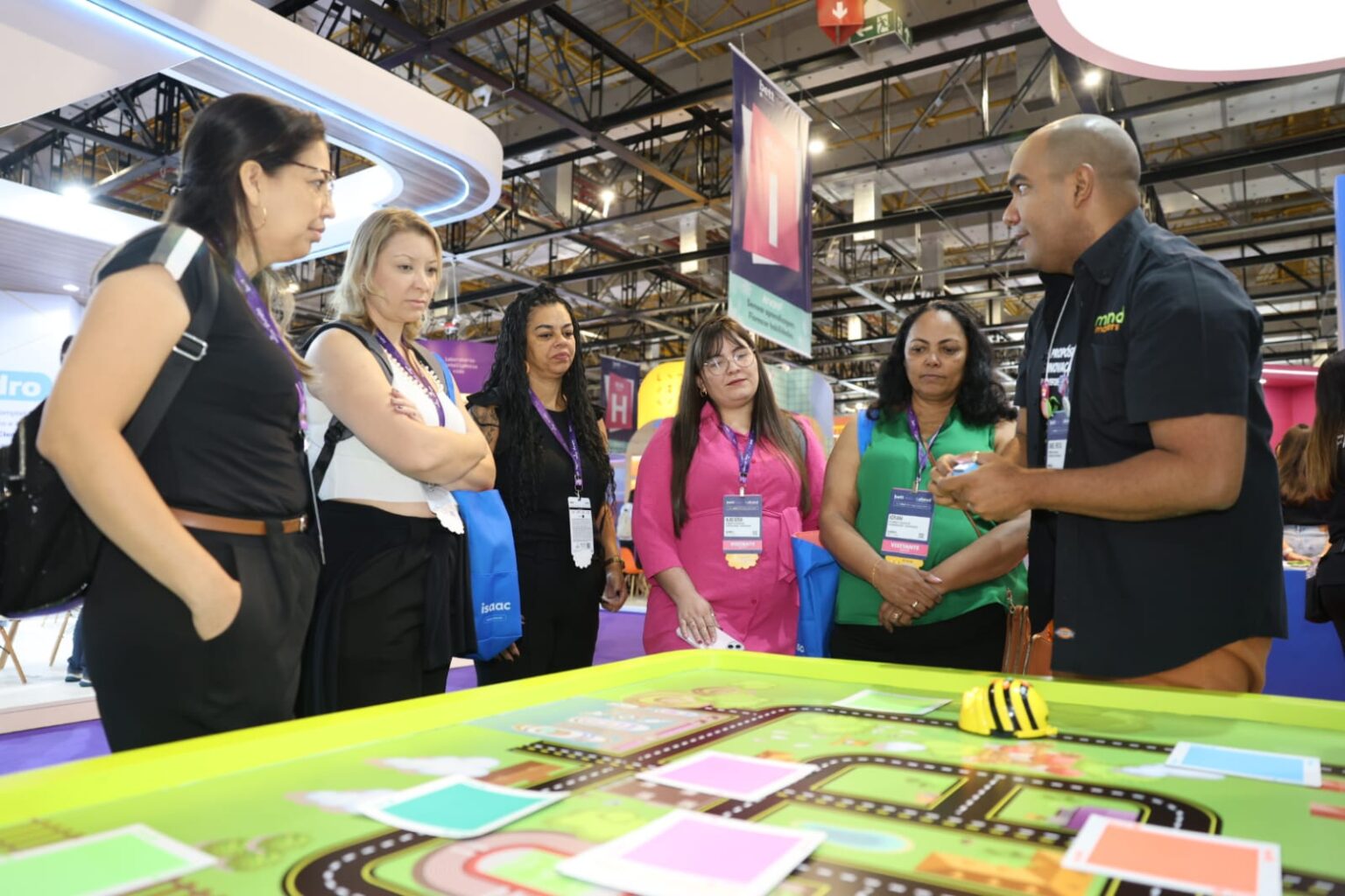 Como a Mind Makers trabalha IA e Redes Neurais?